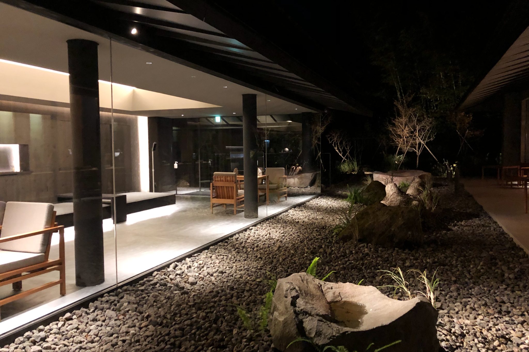 両親と熱海の温泉旅行へ『SOKI ATAMI』宿泊記 〜和モダンな大人な空間〜 @静岡県熱海 | 旅の余韻